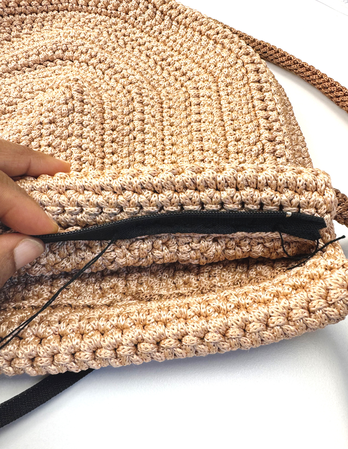 Free Pattern- U-Rock Minimalist Crochet Bag - Yarn Craftee